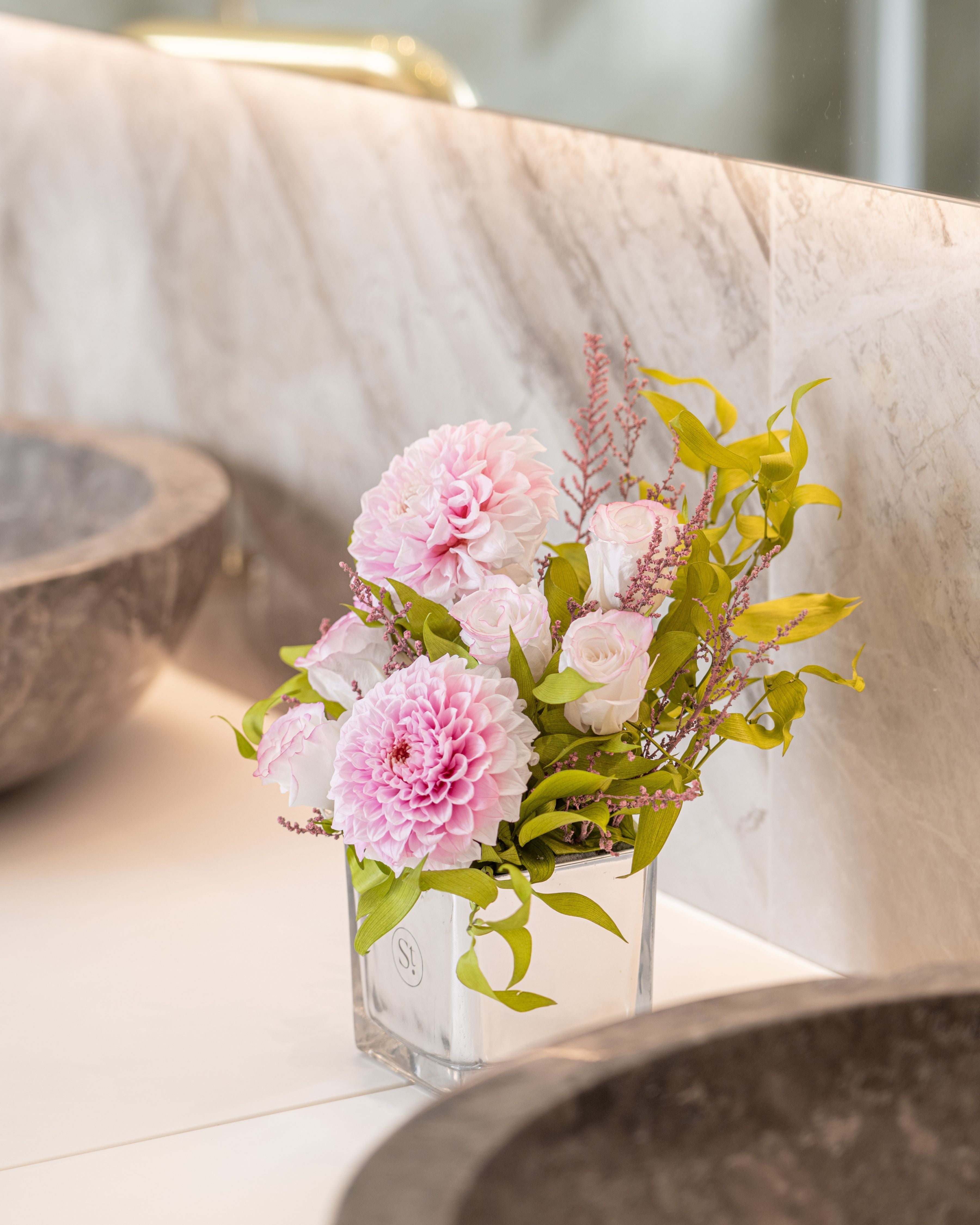 Small Preserved Flower Arrangements - Accents to your Decor – STILLA